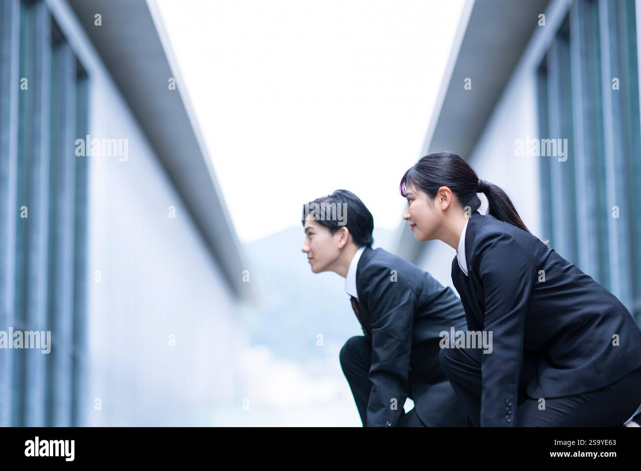 Dash line profile hi-res stock photography and images - Alamy