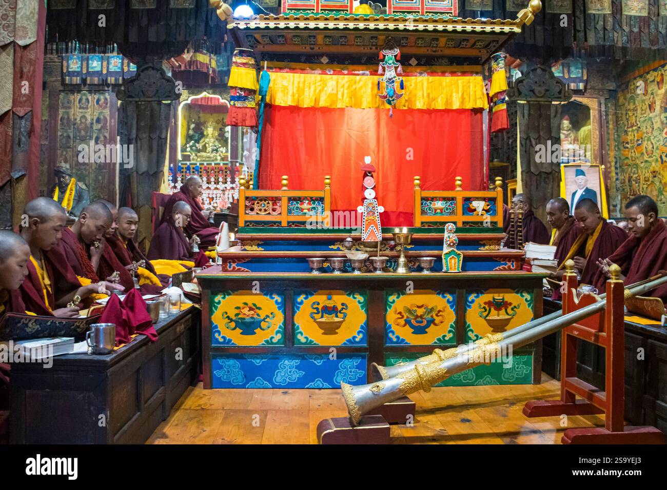 Rituals of Mani Rimdu Festival, Chiwong Monastery, Solu, Nepal Stock ...