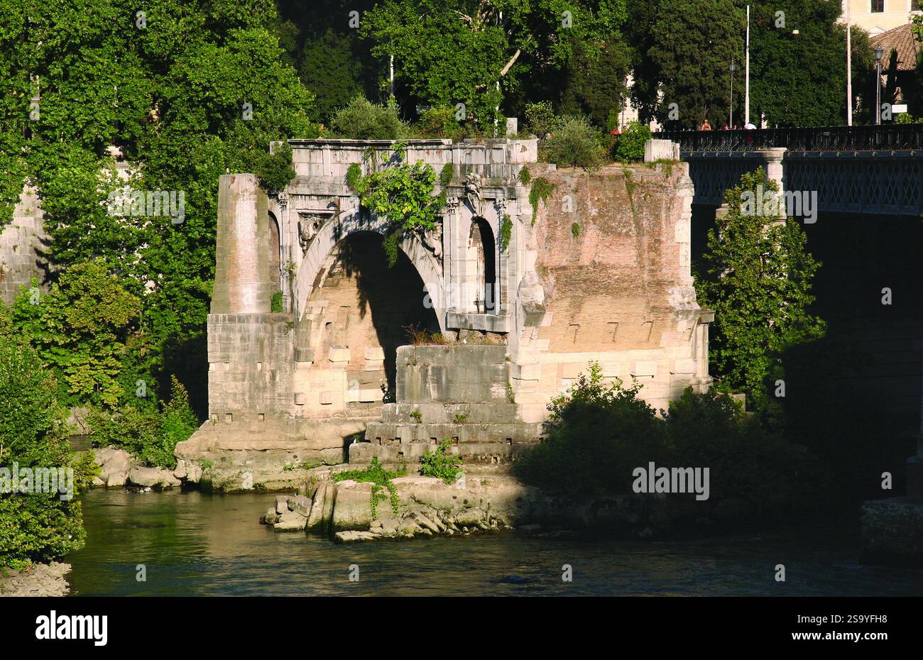 Connection forum boarium trastevere hi-res stock photography and images ...