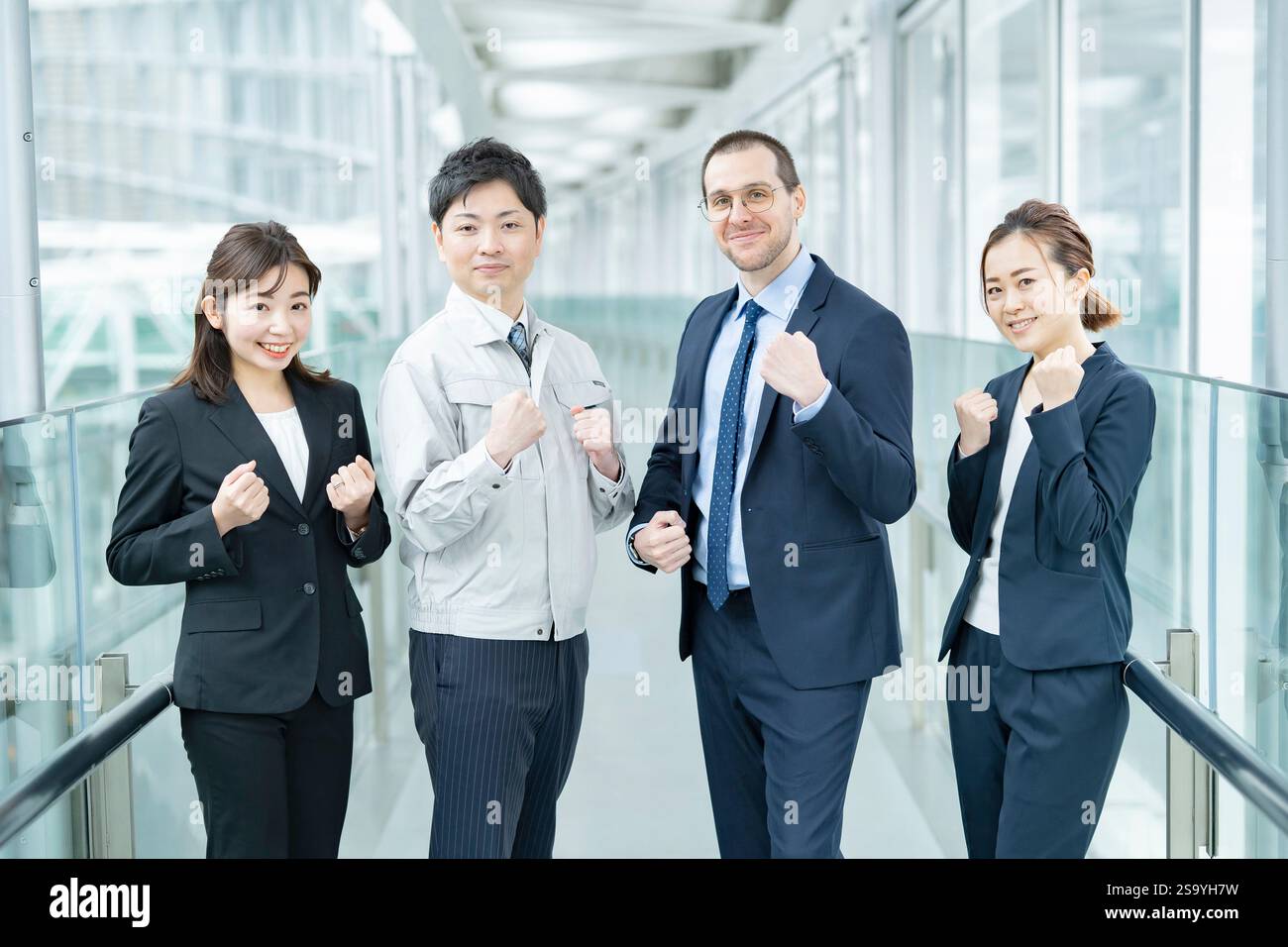 Team work clothes manufacturing hi-res stock photography and images - Alamy