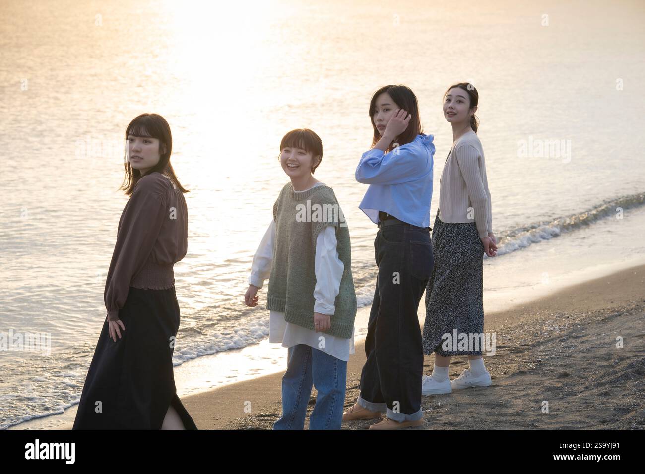 Women gazing into the distance Stock Photo - Alamy