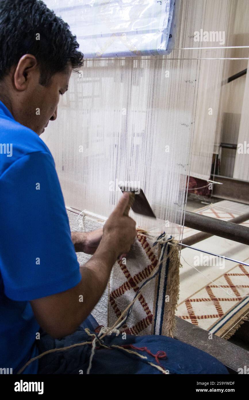 Carpet Factory workers weaving carpets. Bouddha, Kathmandu, Nepal Stock ...