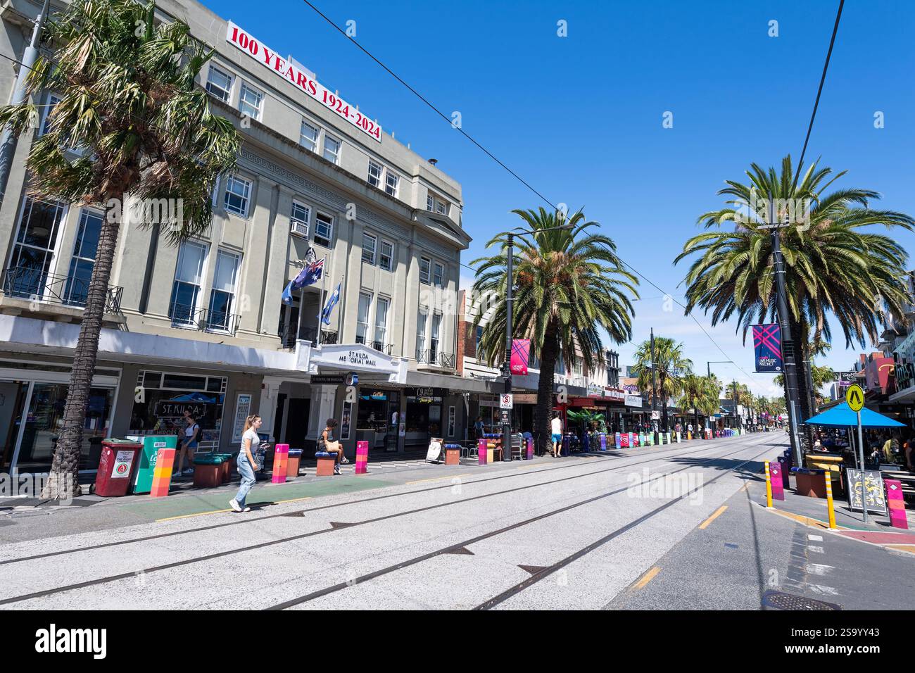 Memorial Hall and palm tree lined Acland Street, St Kilda, cafes ...