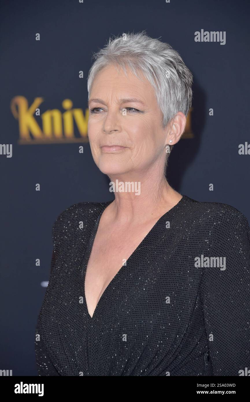 Jamie Lee Curtis at the 'Knives Out' film premiere, Arrivals, Regency ...