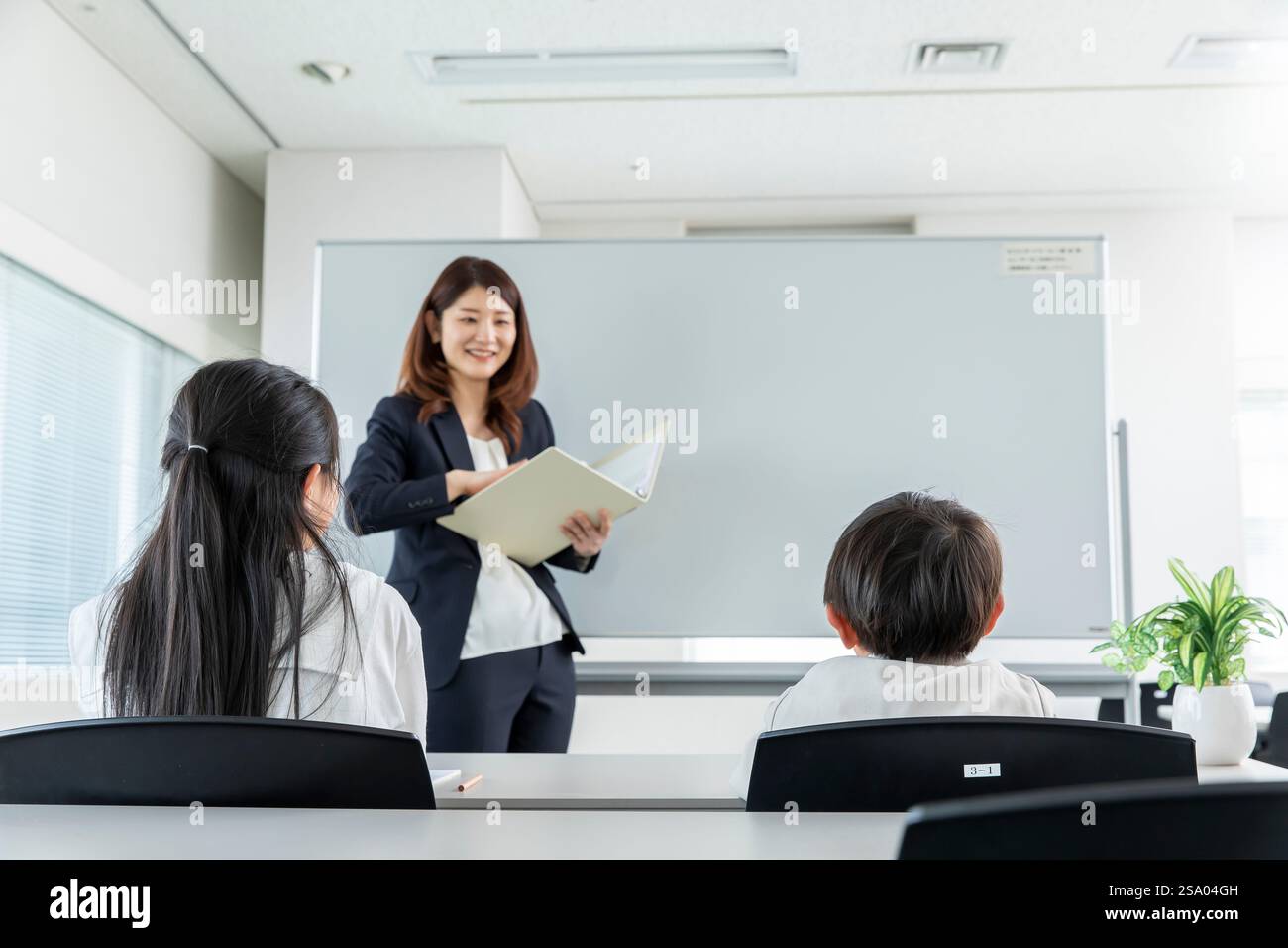 Lower class friends hi-res stock photography and images - Alamy