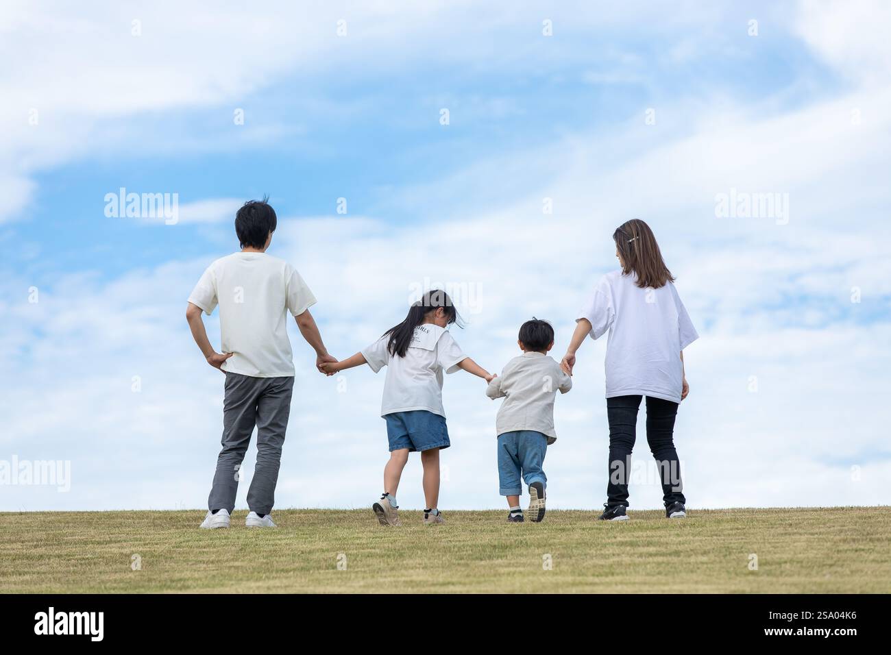 Family back view Stock Photo - Alamy