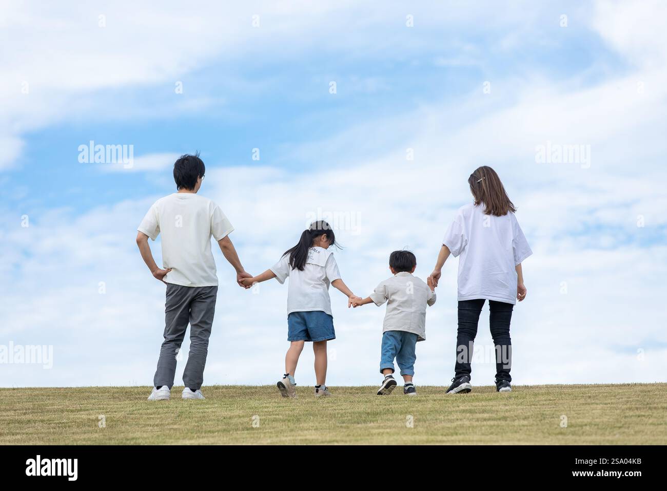 Family back view Stock Photo - Alamy
