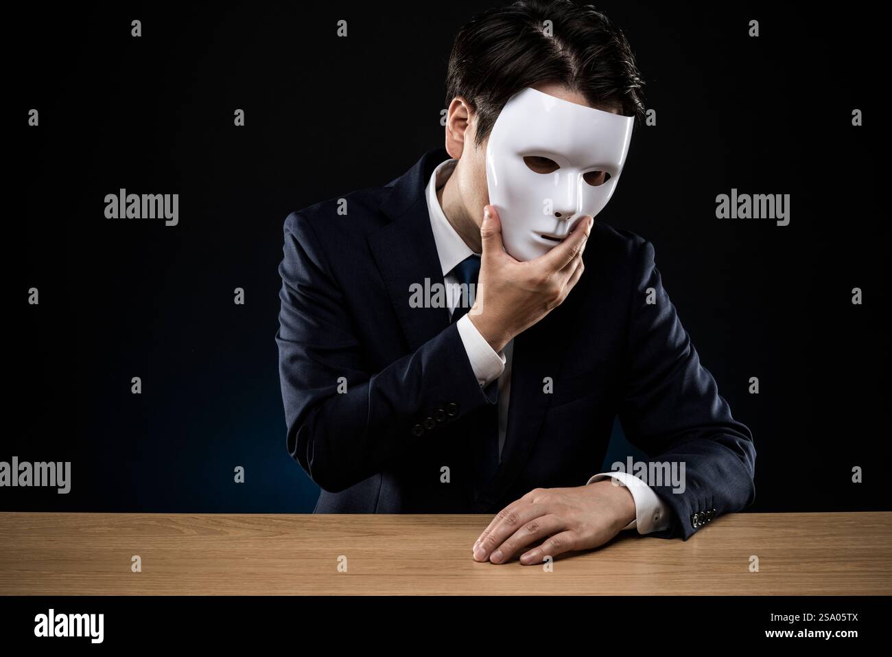 Expressionless masked face hi-res stock photography and images - Alamy