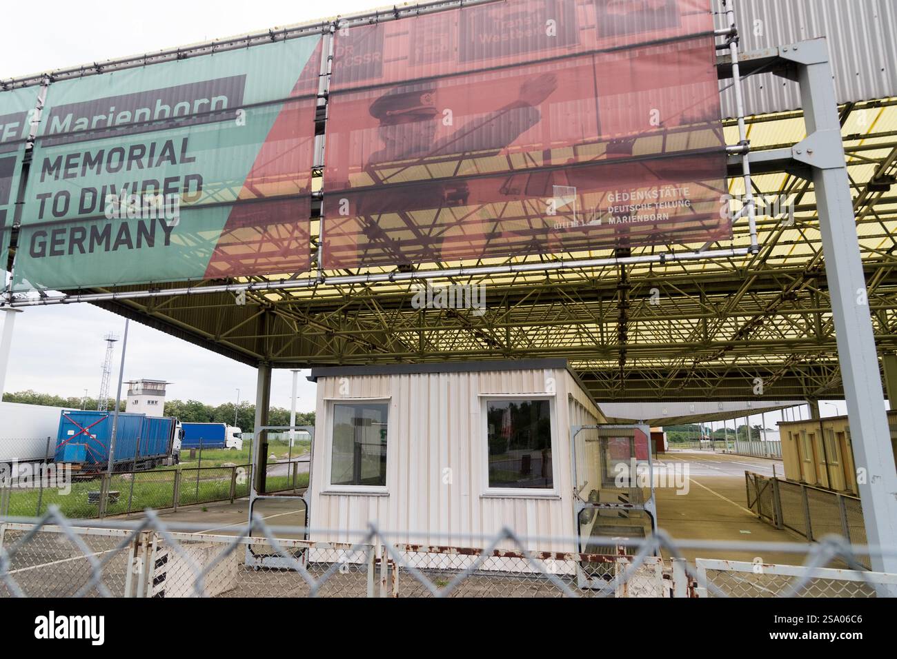 East germany passport control booths hi-res stock photography and ...