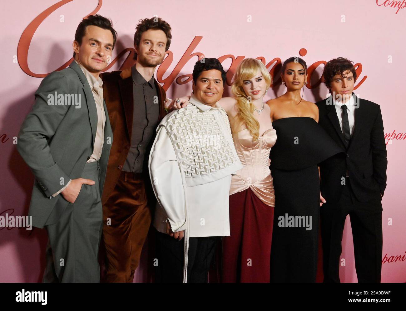 Cast members Rupert Friend, Jack Quaid, Harvey Guill n, Sophie Thatcher ...