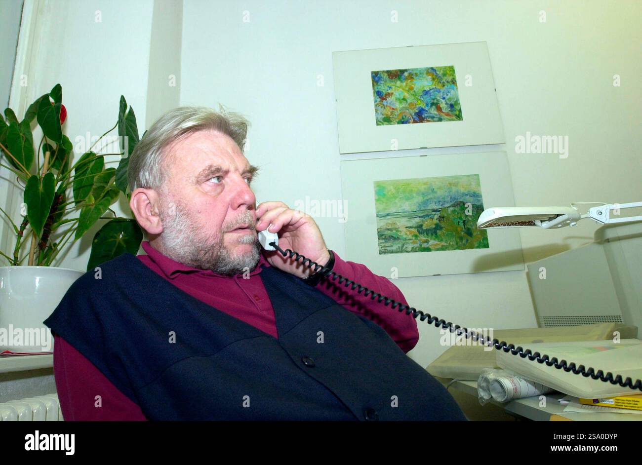 person calling the telephone counselling service on mental health ...