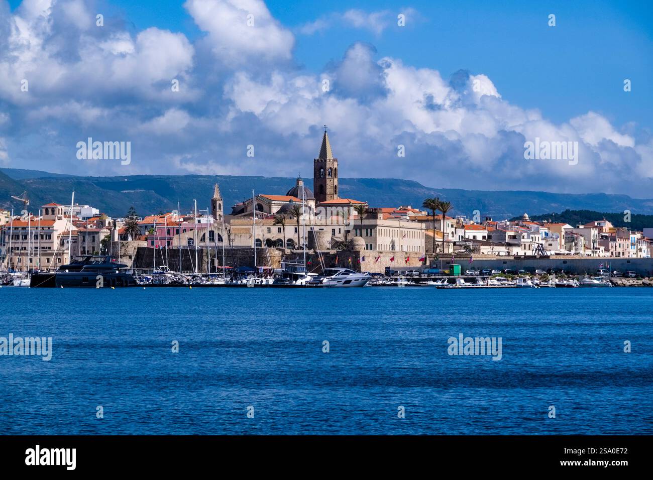 The old town centre of Alghero with the Cattedrale di Santa Maria ...