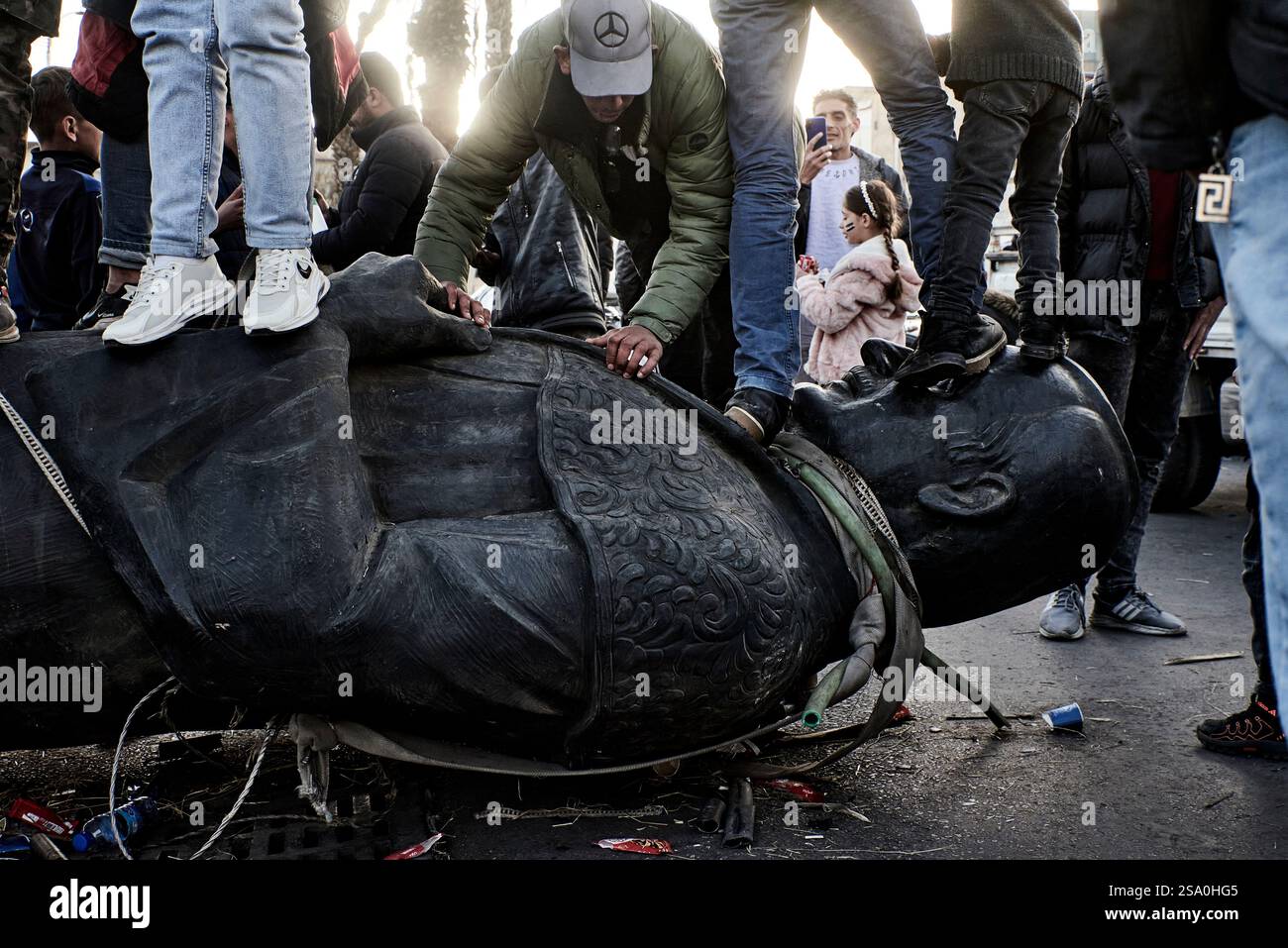 Damascus, Syria. 15th Dec, 2024. Antonin Burat/Le Pictorium - Fall of ...