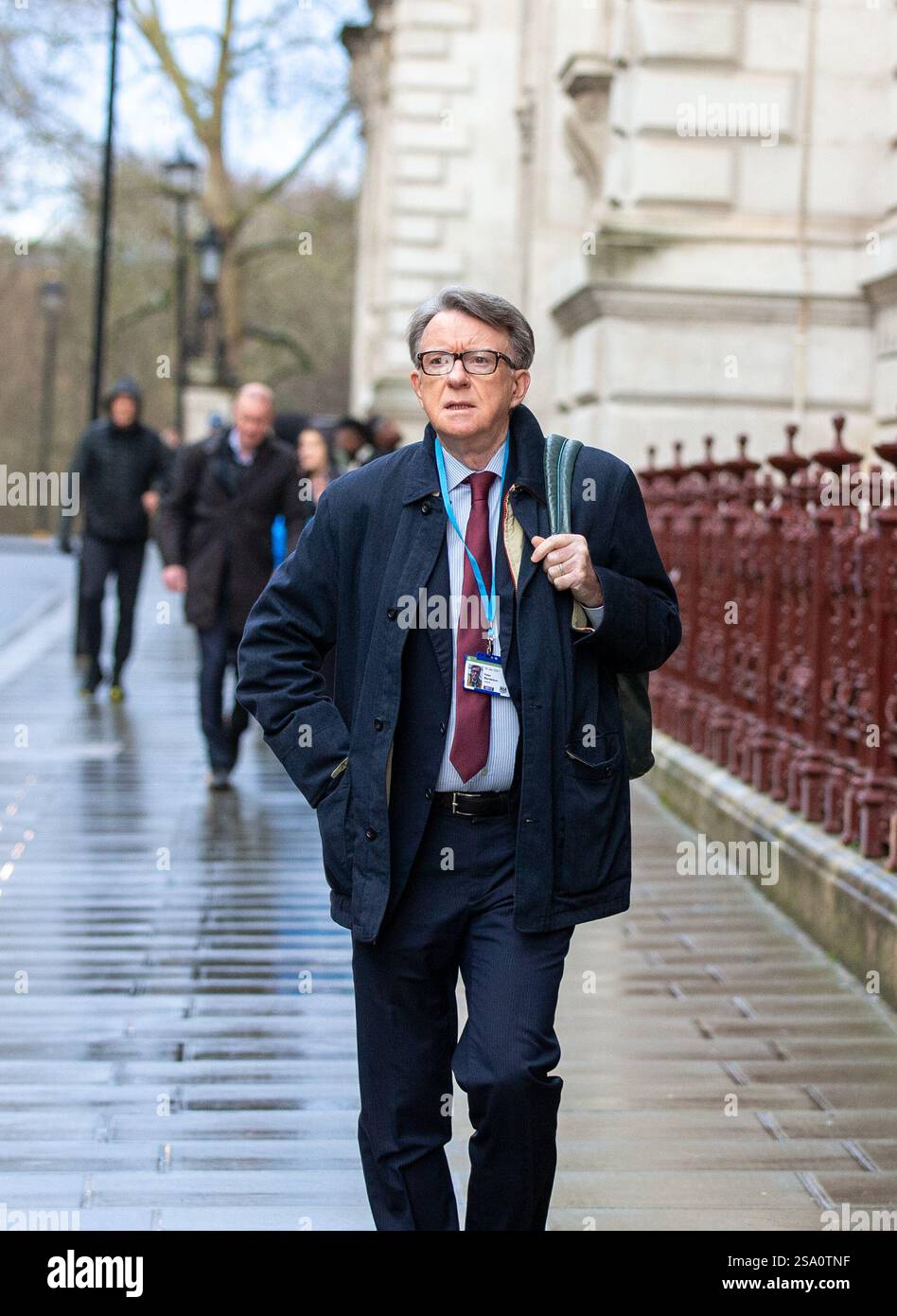 London, UK. 28th Jan, 2025. peter mandelson Arrives at No 10 Downing ...