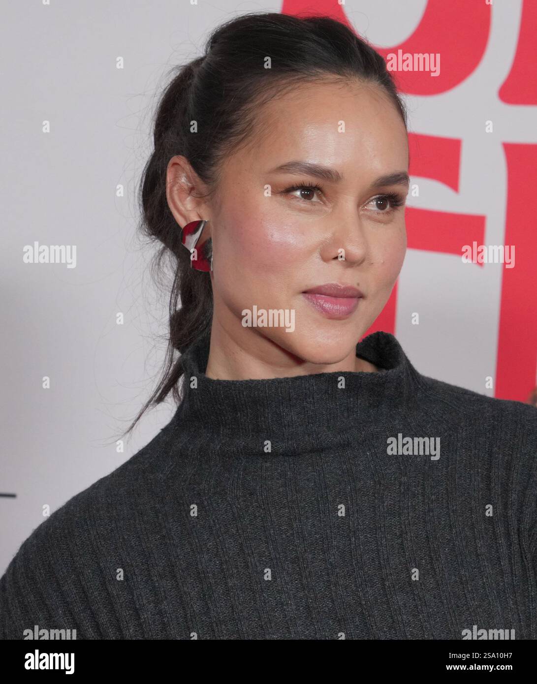 Anna Ritch arrives at the BECOMING LED ZEPPELIN Los Angeles Premiere ...