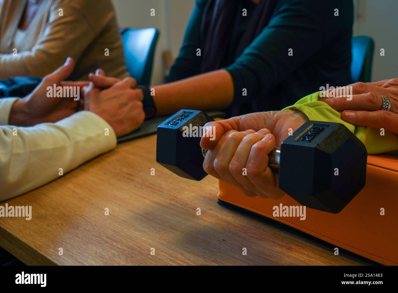 Physiotherapy center specializing in hand, elbow and shoulder ...