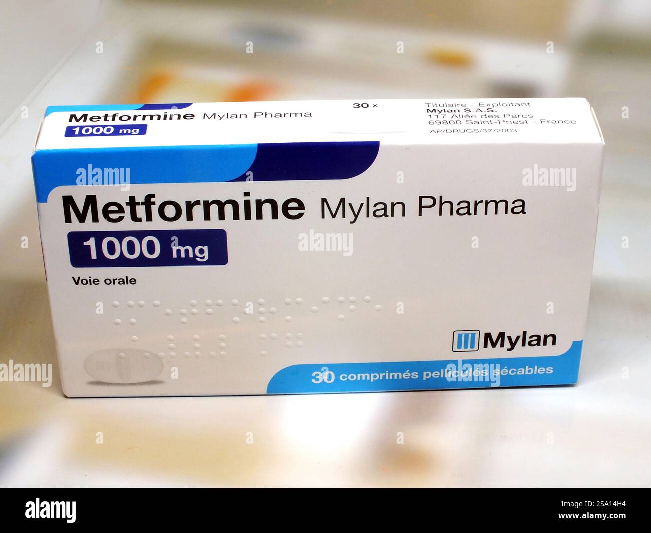 Mg 1000 hi-res stock photography and images - Alamy