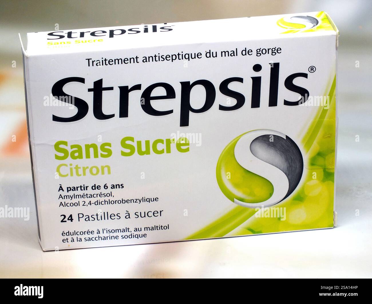 Box of Strepsils lozenges Stock Photo - Alamy