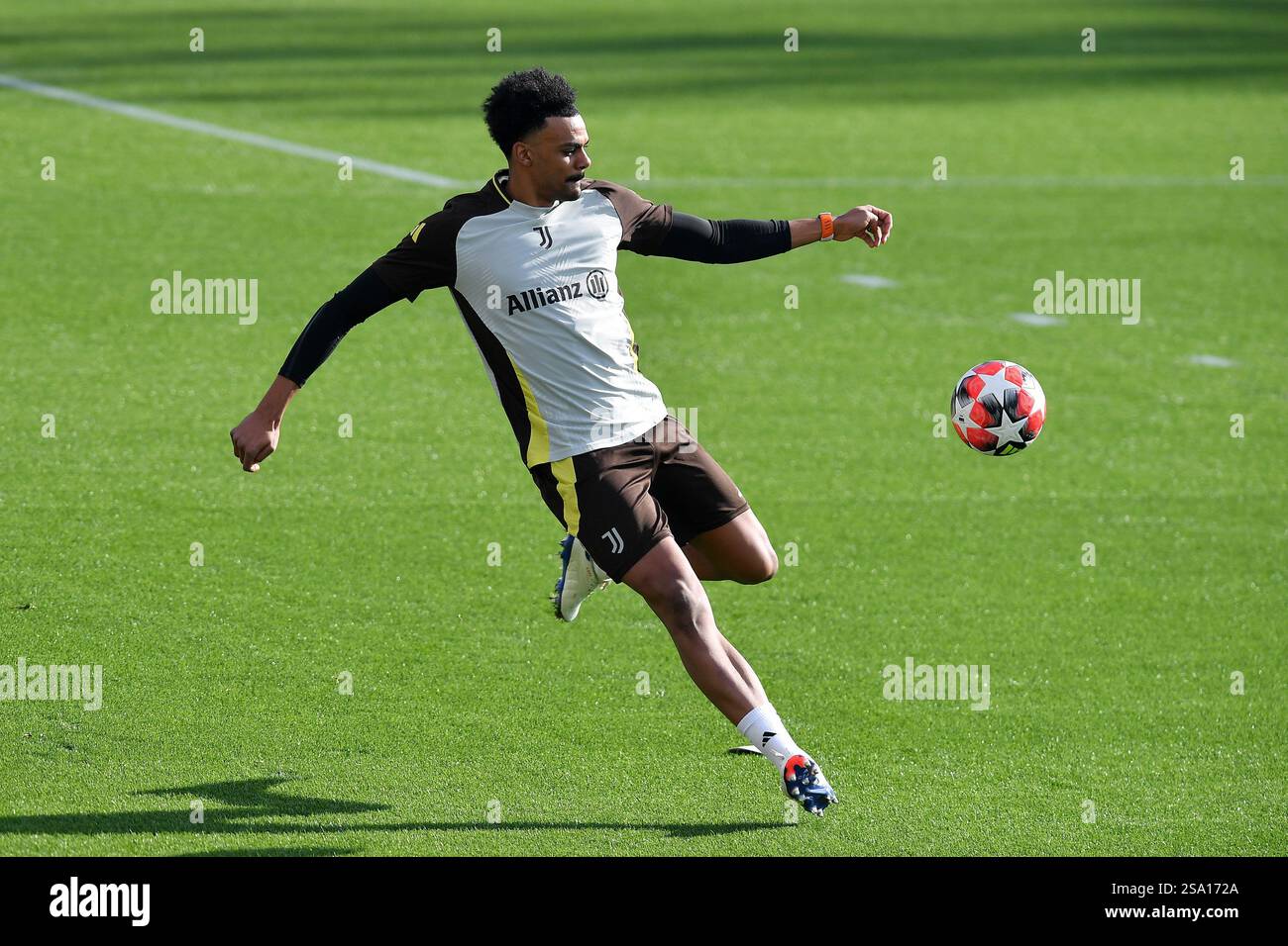 Continassa, Italy. 28th Jan, 2025. Renato Veiga of Juventus FC during ...