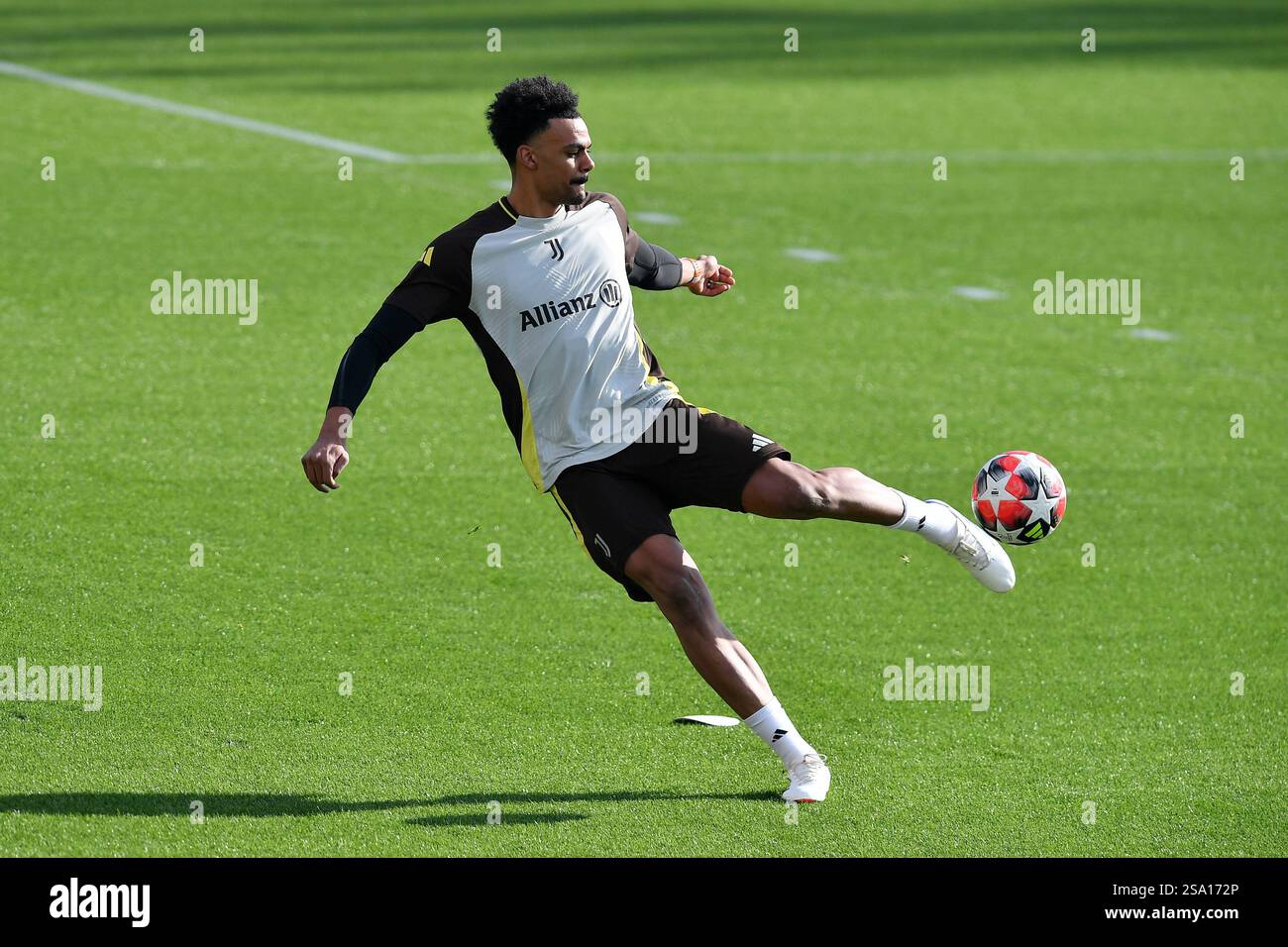 Continassa, Italy. 28th Jan, 2025. Renato Veiga of Juventus FC during ...