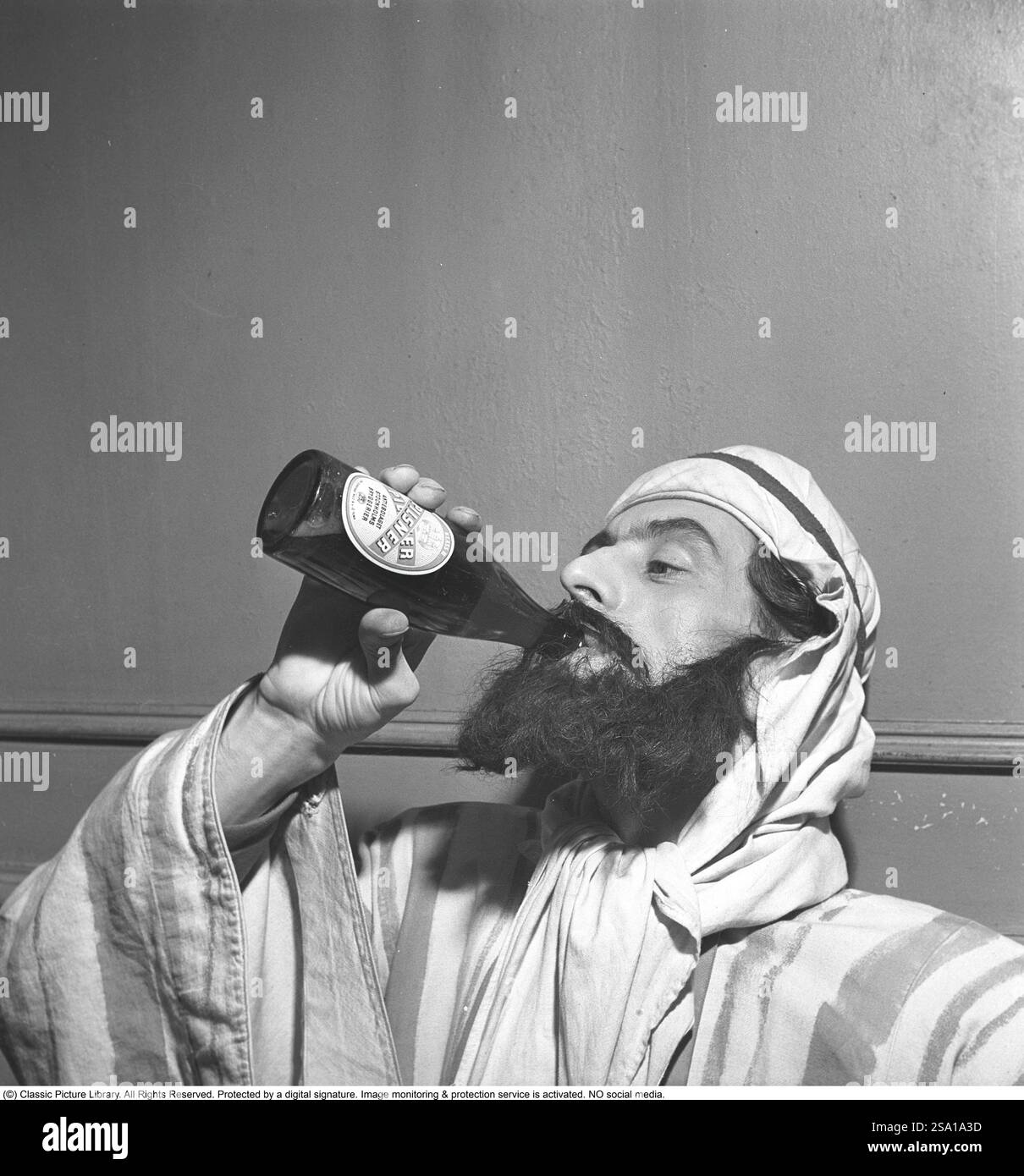 The 1940s. The actor Martin Ljung (1917-2010) dressed up in his stage ...