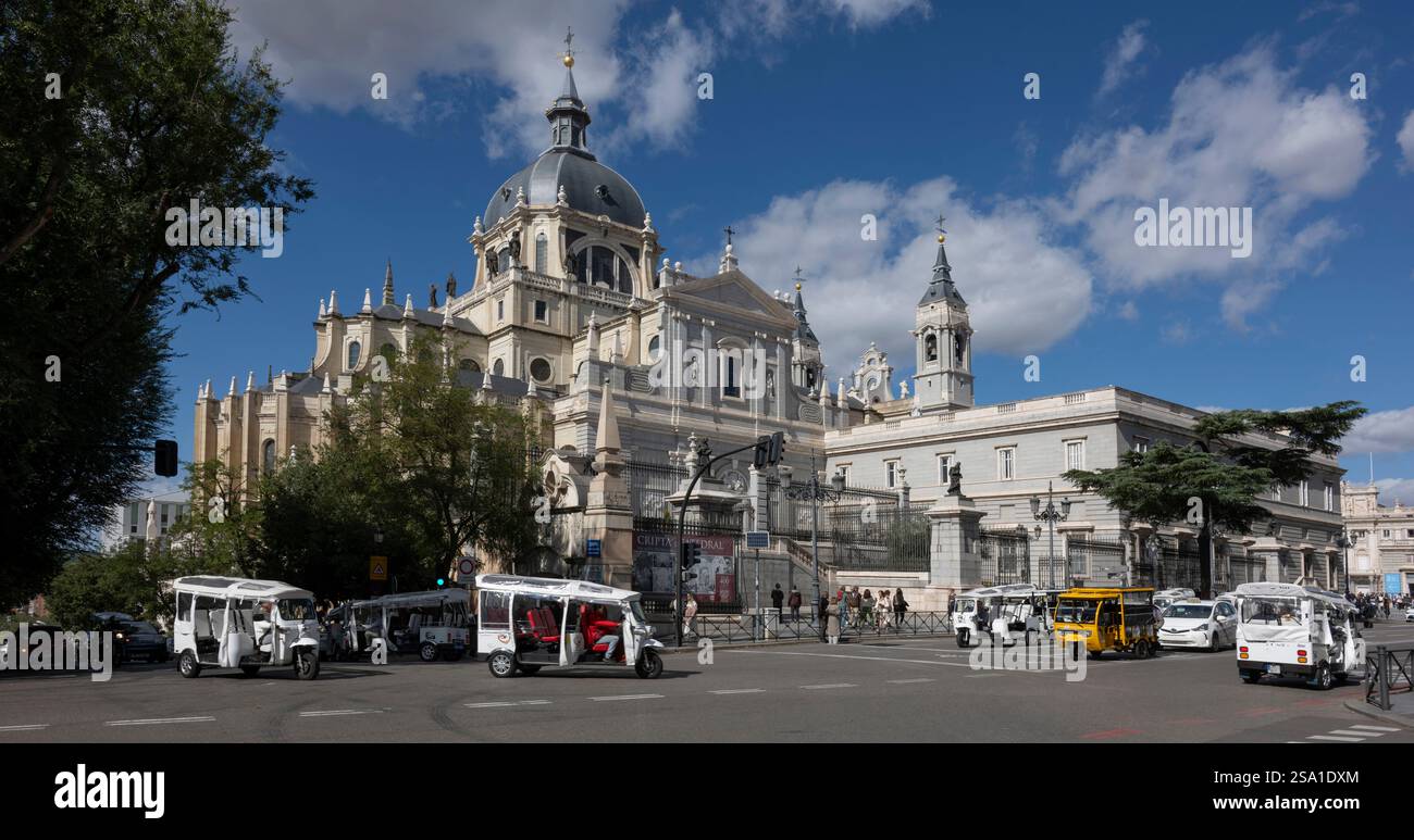Dome of almudena cathedral madrid hi-res stock photography and images ...