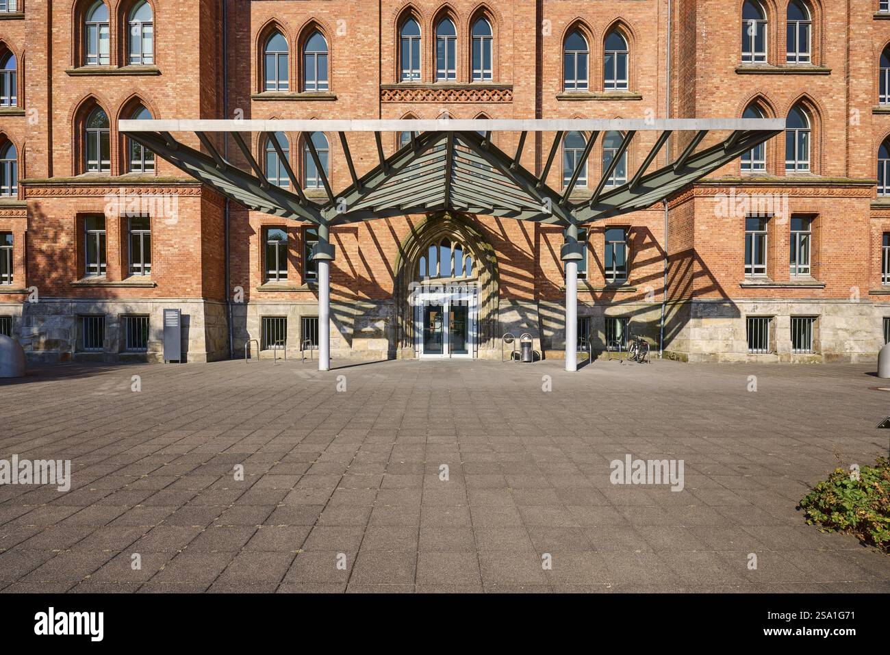 New Town Hall, Brick architecture, Architectural style neo-Gothic, High ...