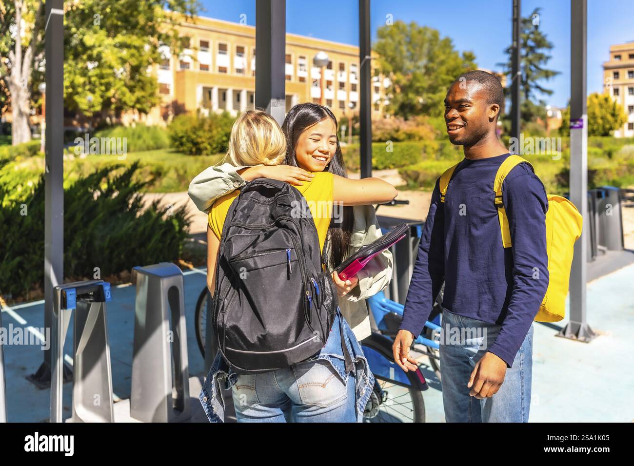 University friends say goodbye hi-res stock photography and images - Alamy