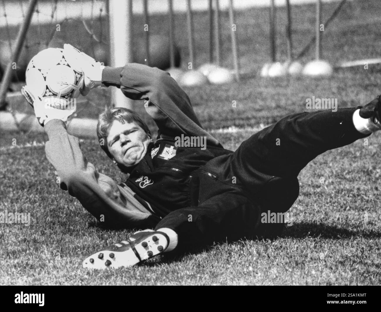 Oliver kahn goalkeeper german bundesliga Black and White Stock Photos ...