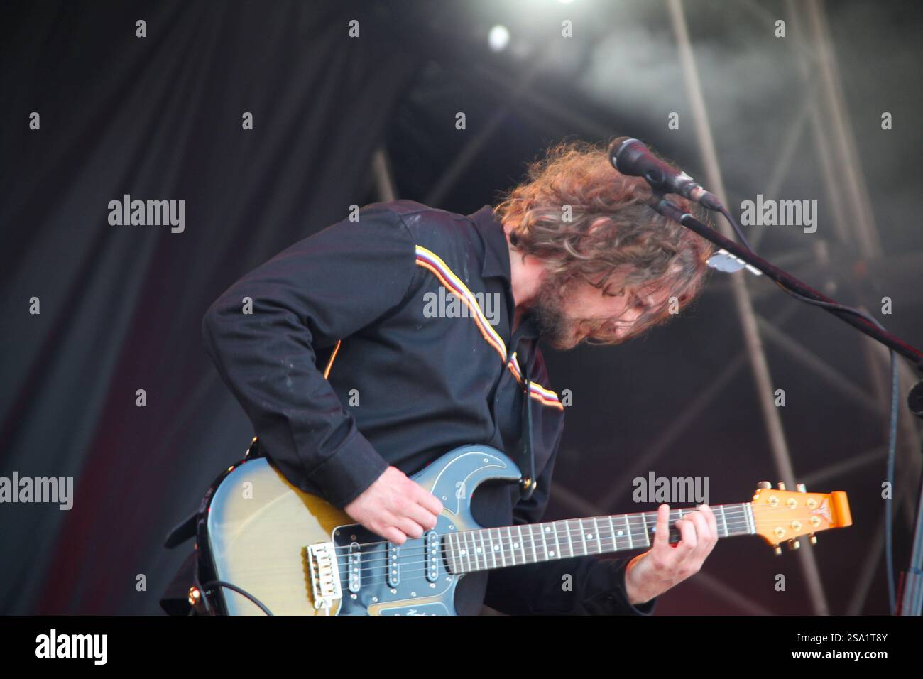 The Zutons Performing Live during The Big Feastival, Kingham ...