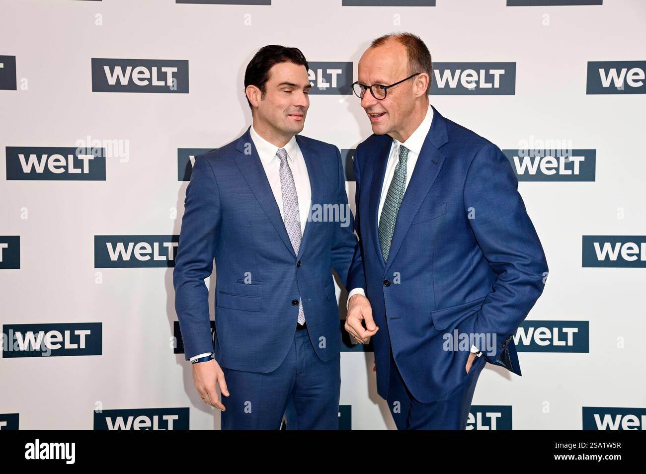 Jan Philipp Burgard und Friedrich Merz beim 16. WELT-Wirtschaftsgipfel ...