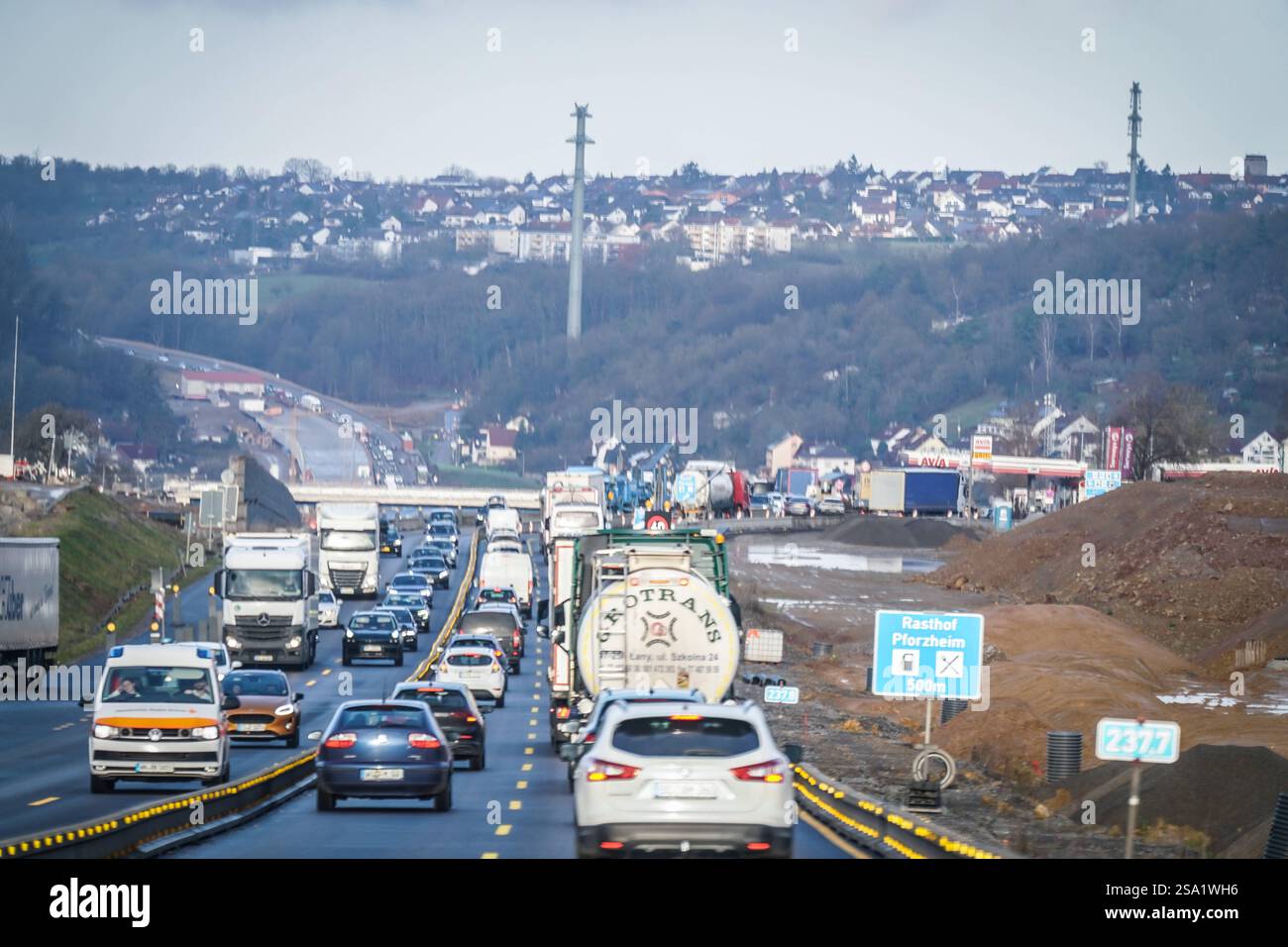 Autobahn A8, Pforzheim, Deutschland, Europa Verkehr, Stau, Baustelle ...