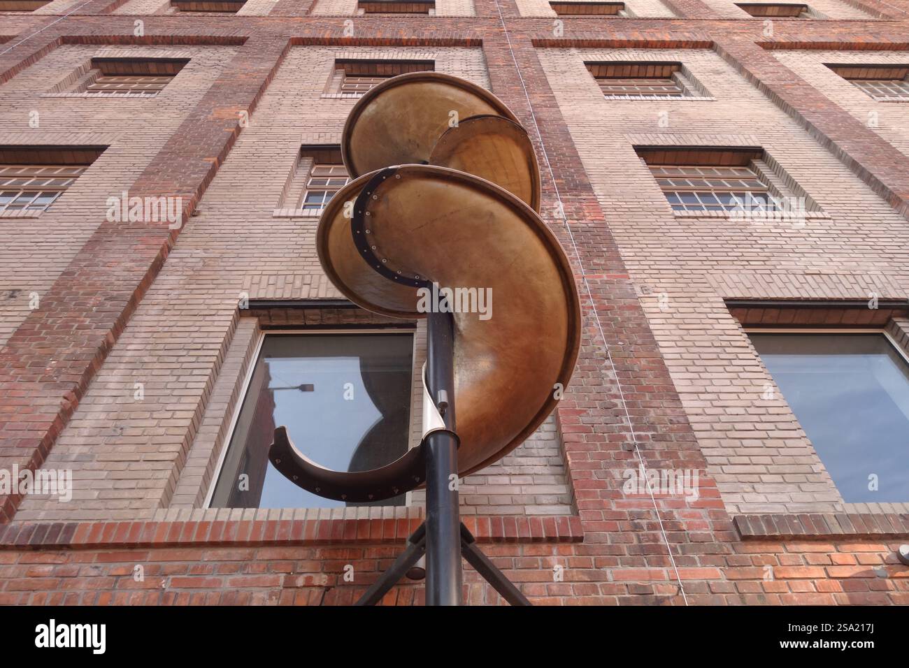 Artistic artifact hi-res stock photography and images - Alamy