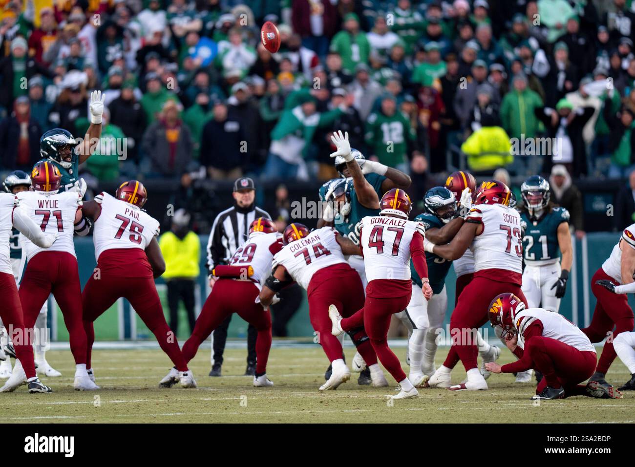 Washington Commanders kicker Zane Gonzalez (47) kicks the field goal ...