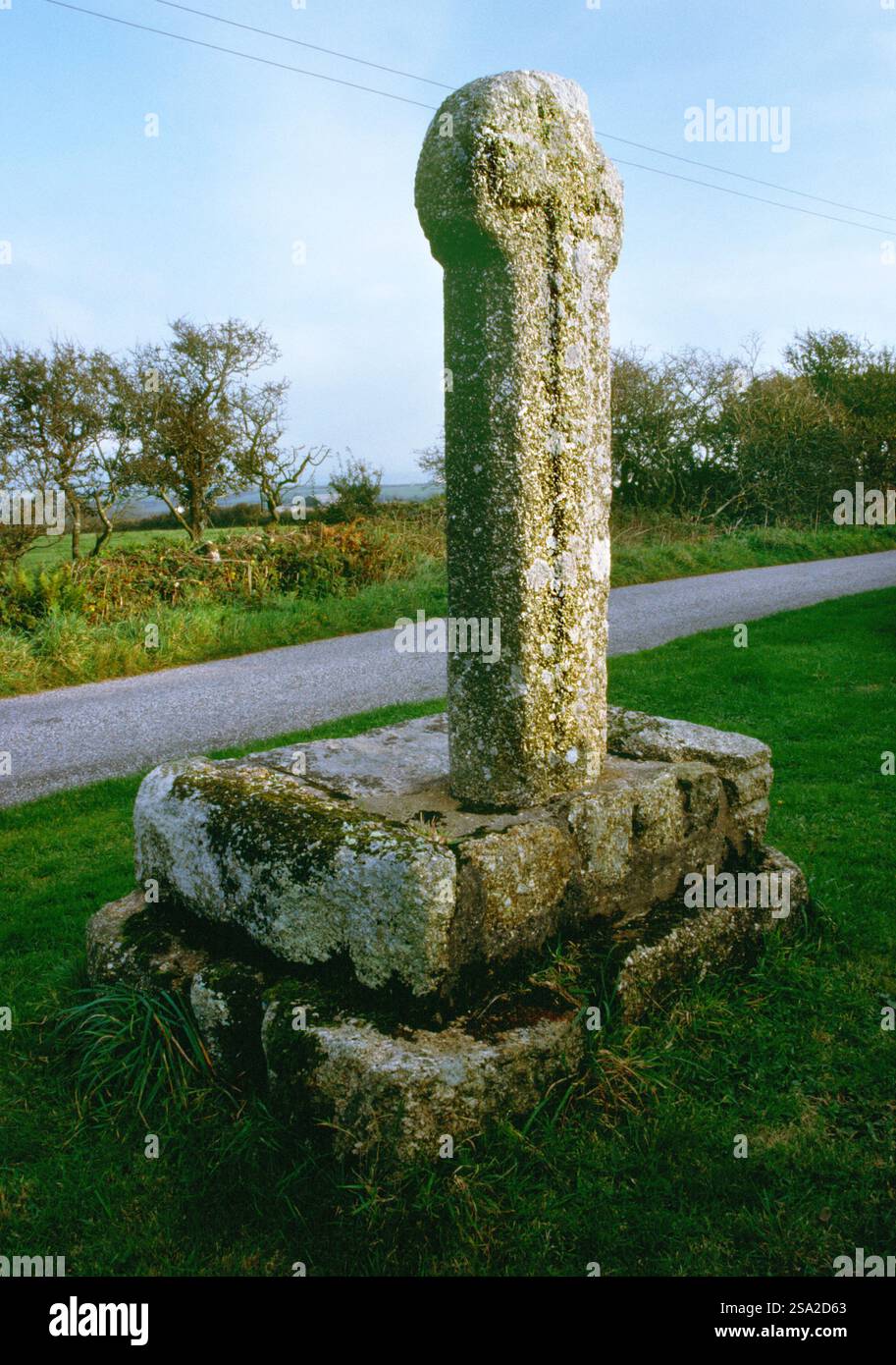 Brunnion Wayside Cross, Nancledra, Lelant, St Ives, Cornwall, England ...