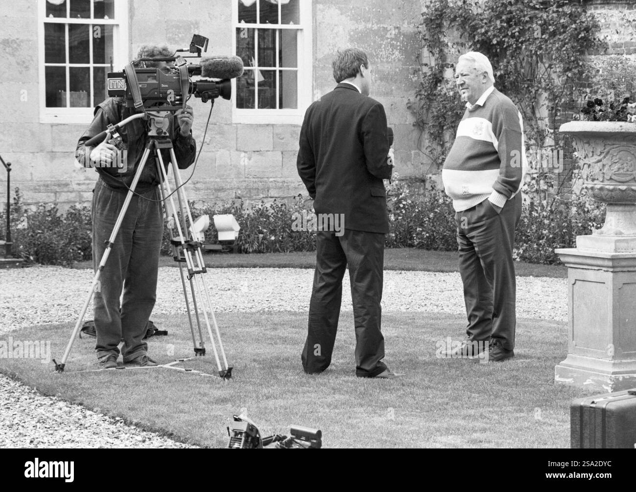 Ted heath margaret thatcher hi-res stock photography and images - Alamy