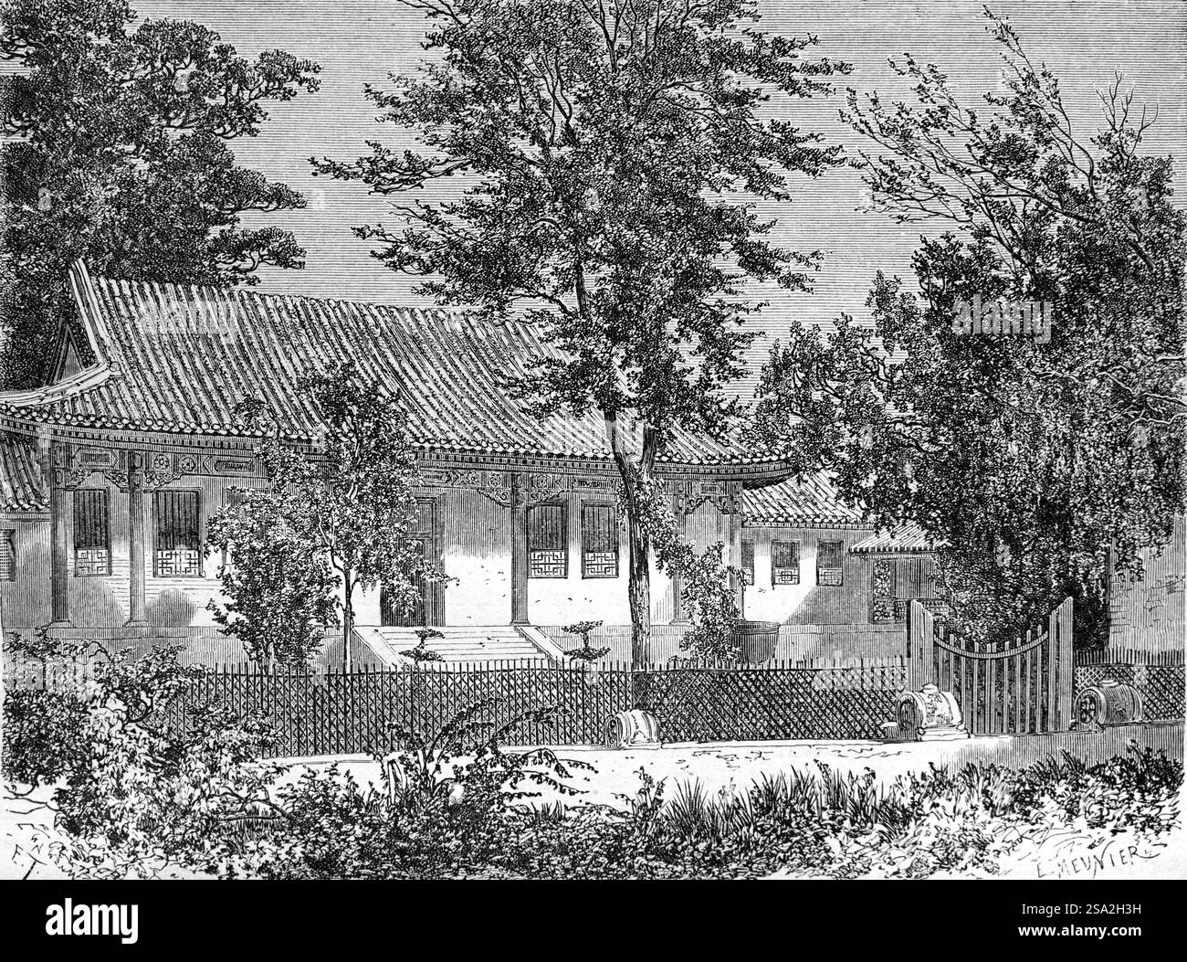 Foreign style building Black and White Stock Photos & Images - Alamy