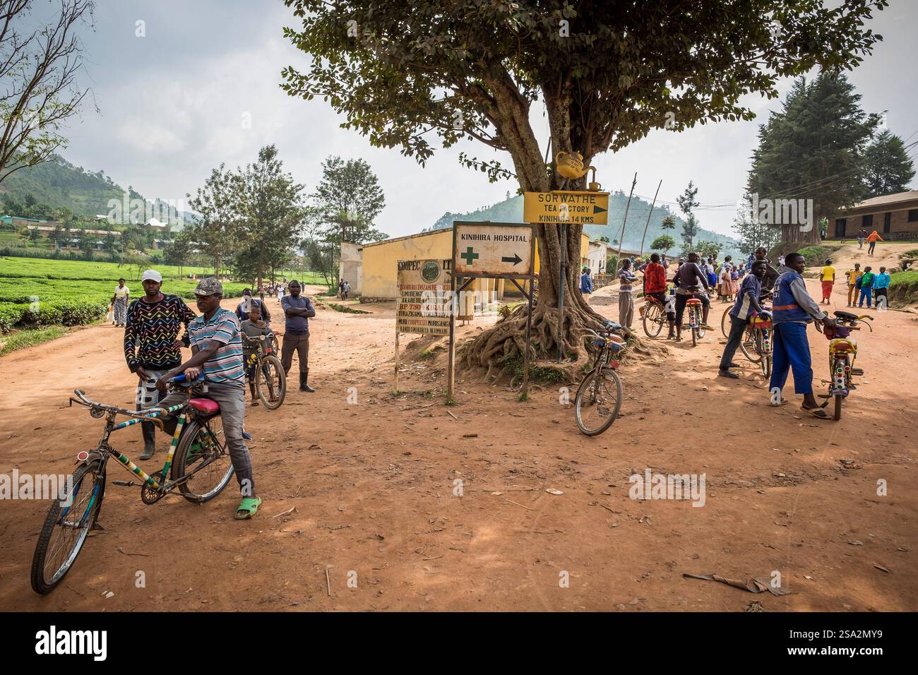 Rwanda. Surroundig of Byumba. Daily Life Stock Photo - Alamy