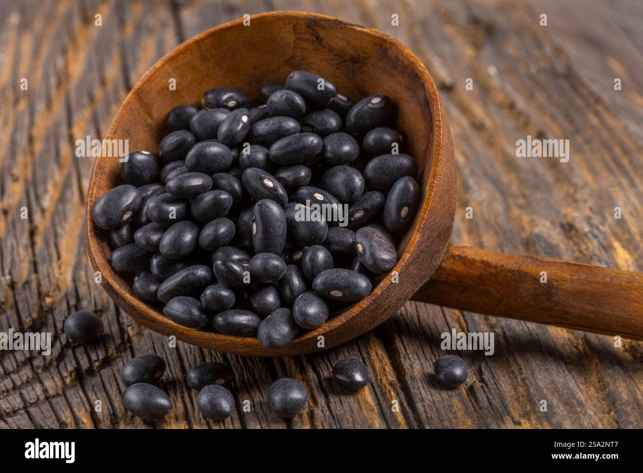 Organic black beans Stock Photo - Alamy