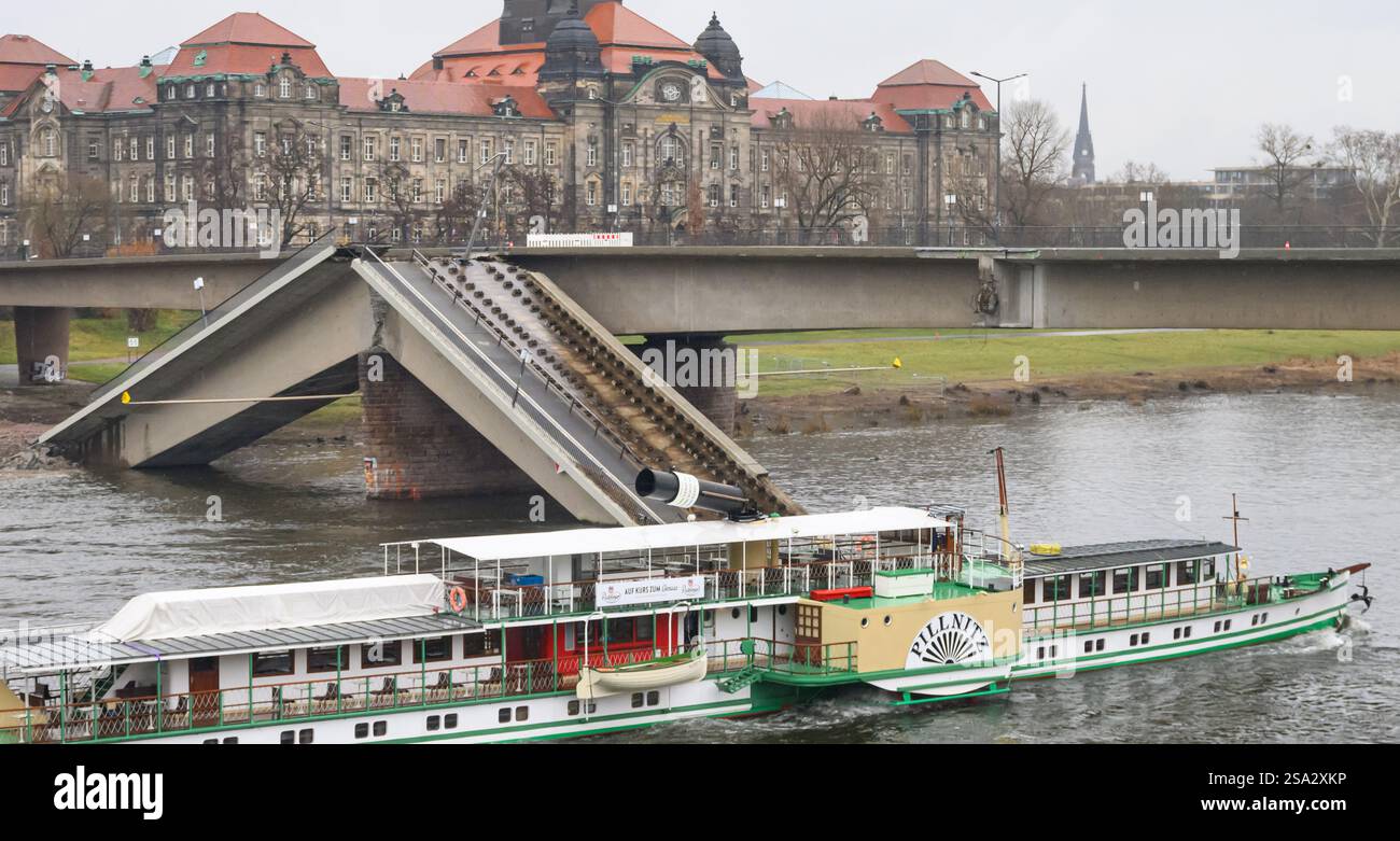 Dresden, Germany. 28th Jan, 2025. The historic paddle steamer "Pillnitz ...