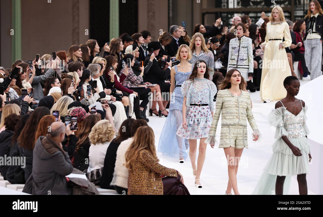 Paris, France. 28th Jan, 2025. Models present creations by Chanel ...