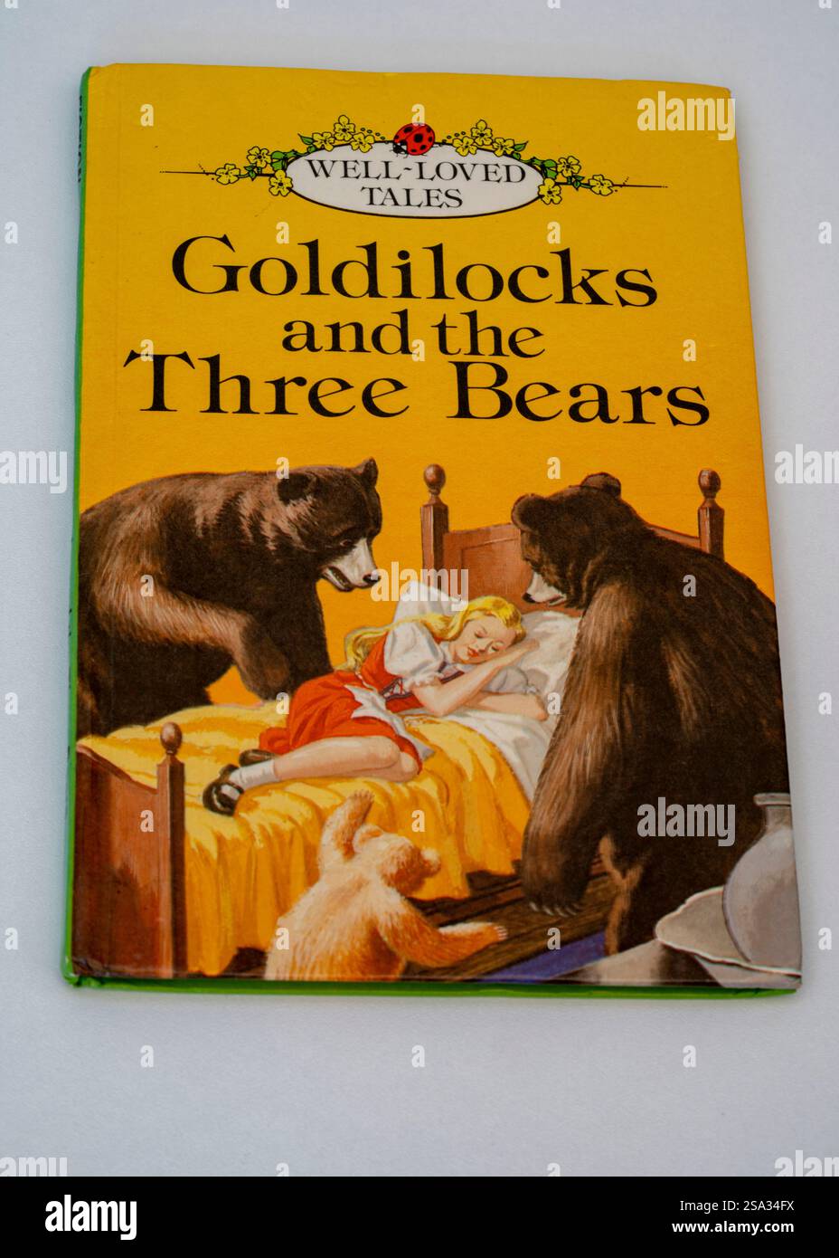 Goldilocks and the three bears book hi-res stock photography and images ...