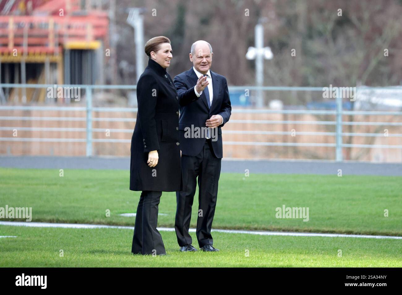 Mette Frederiksen, Ministerpraesidentin des Koenigreichs Daenemark, und ...