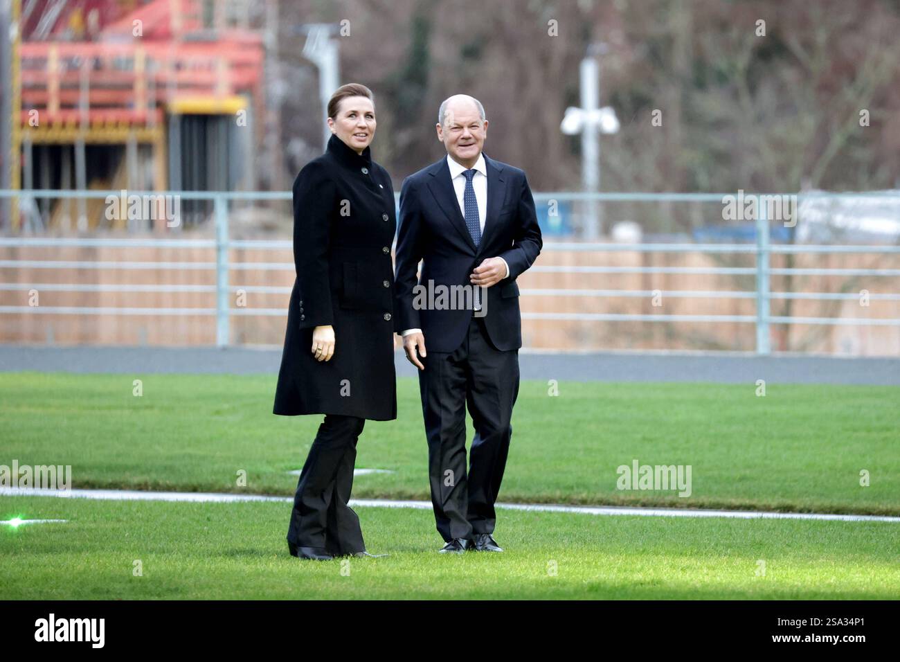 Mette Frederiksen, Ministerpraesidentin des Koenigreichs Daenemark, und ...