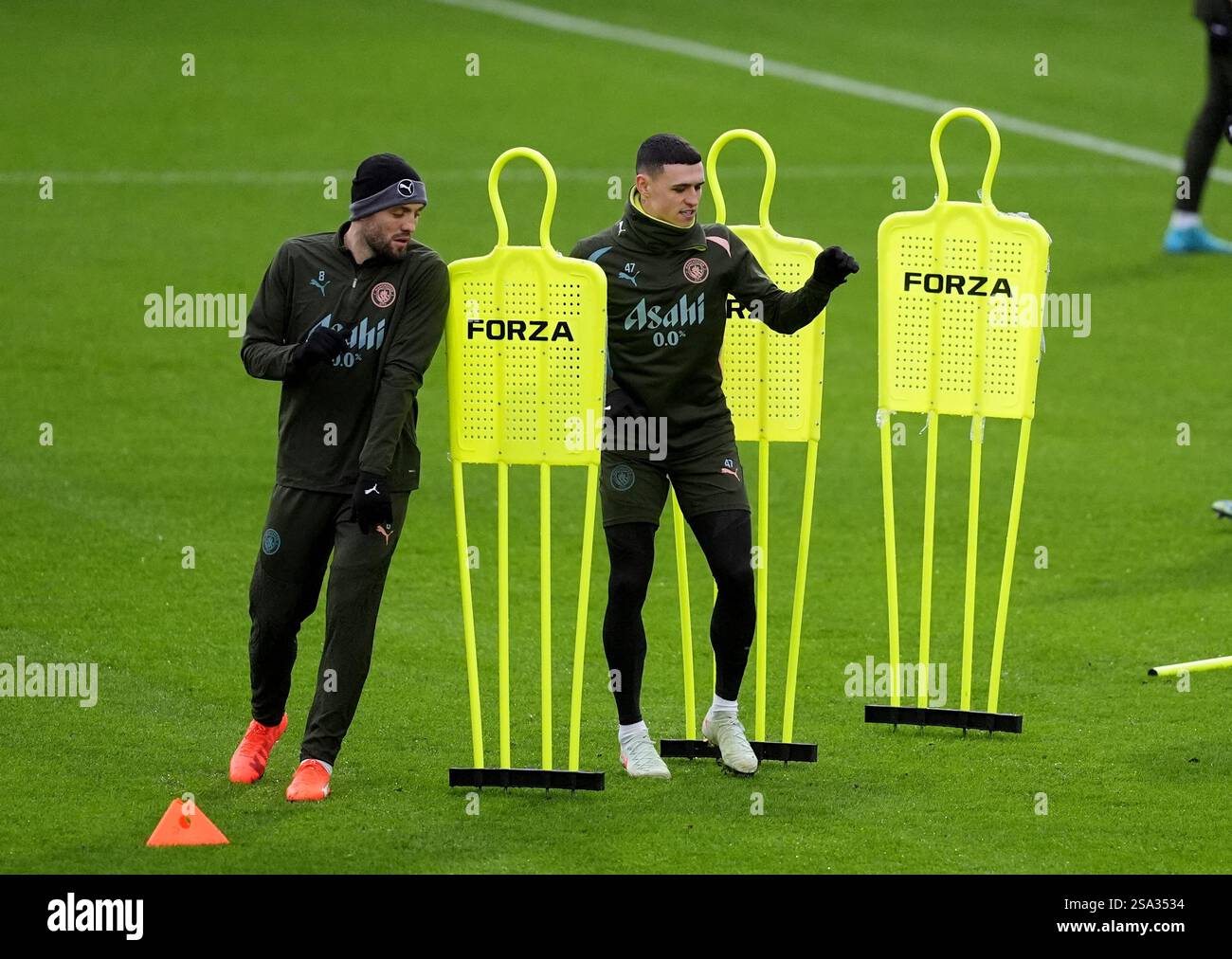 Foden manchester city 2025 hi-res stock photography and images - Alamy