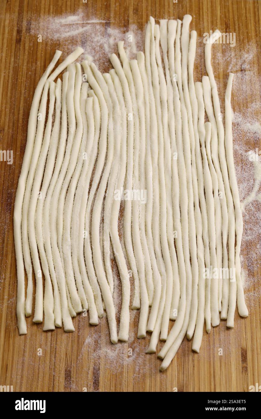 Pici, Siena's specialty, thick handmade pasta in Italy Stock Photo - Alamy