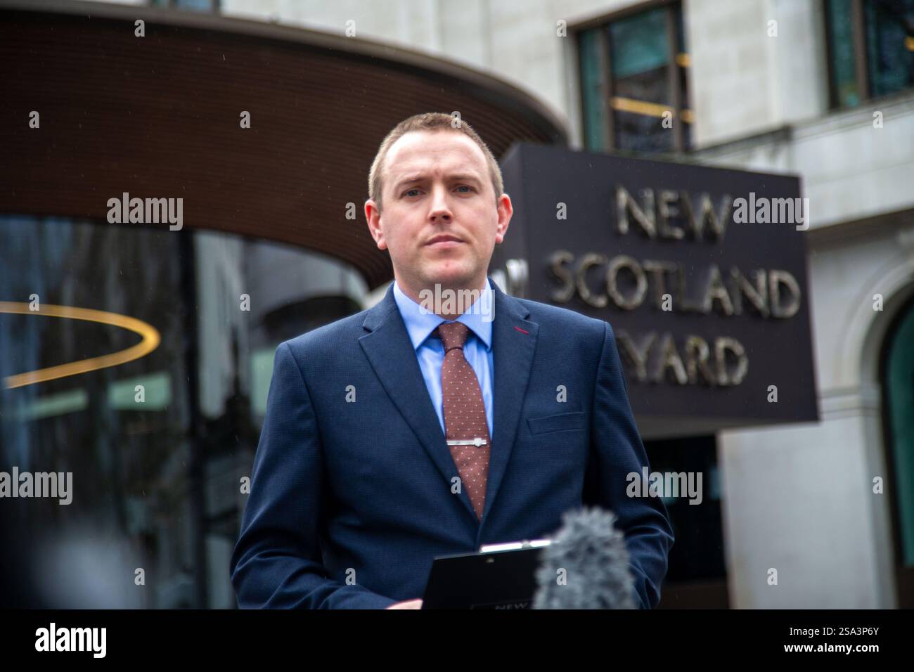 London, England, UK. 28th Jan, 2025. Metropolitan Police Detective ...