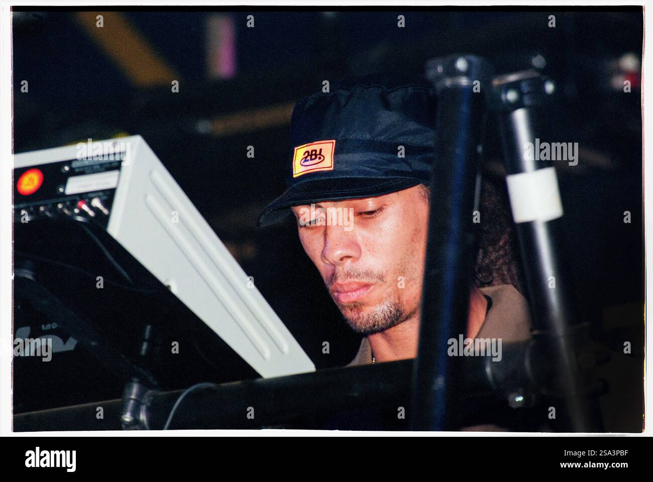 RONI SIZE, READING FESTIVAL, 1998: Mercury Prize winning Drum and Bass ...