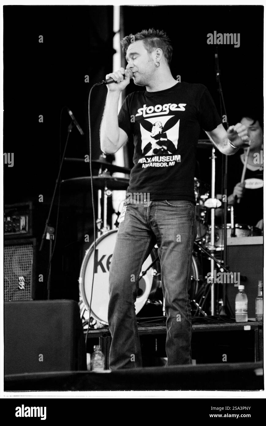 KENT, MAIN STAGE, READING FESTIVAL, 2000: Joakim Berg the singer of the ...