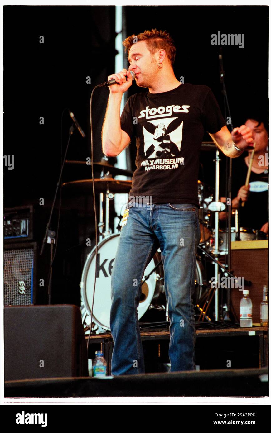 KENT, MAIN STAGE, READING FESTIVAL, 2000: Joakim Berg the singer of the ...
